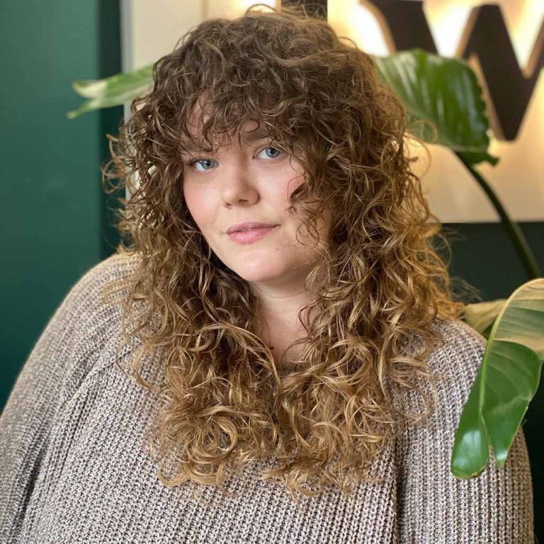 30 Ideas for Wolf Cut With Bangs | HairAide