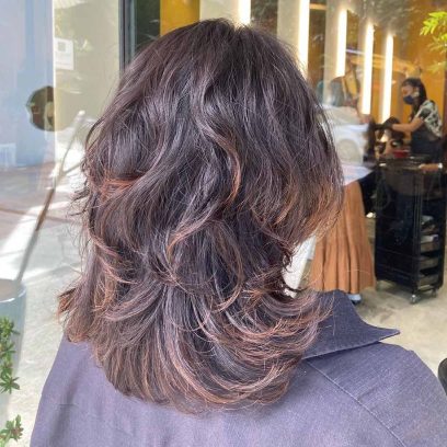 25+ Medium Wolf Cut Ideas for Women! | HairAide