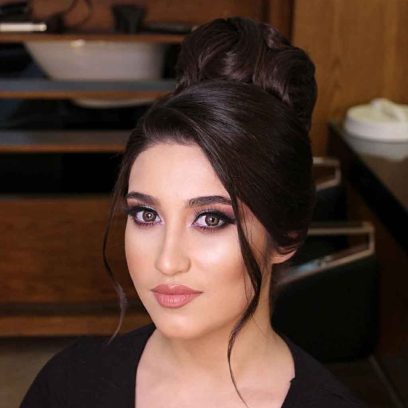 15 Chic and Classy Hairstyles for Women With Long Hair | HairAide