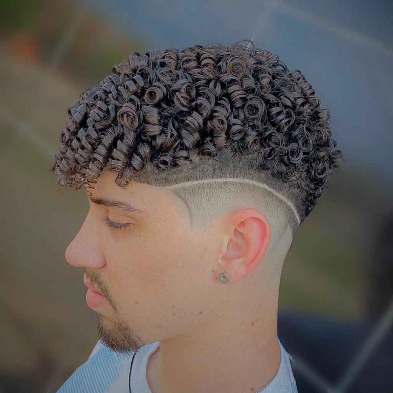15 Iconic Curly Hair Ideas for Men | Hairaide