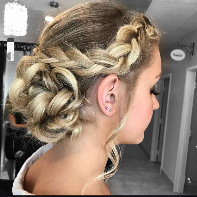 20 Enchanting Prom Hairstyles for Your Prom Night | HairAide