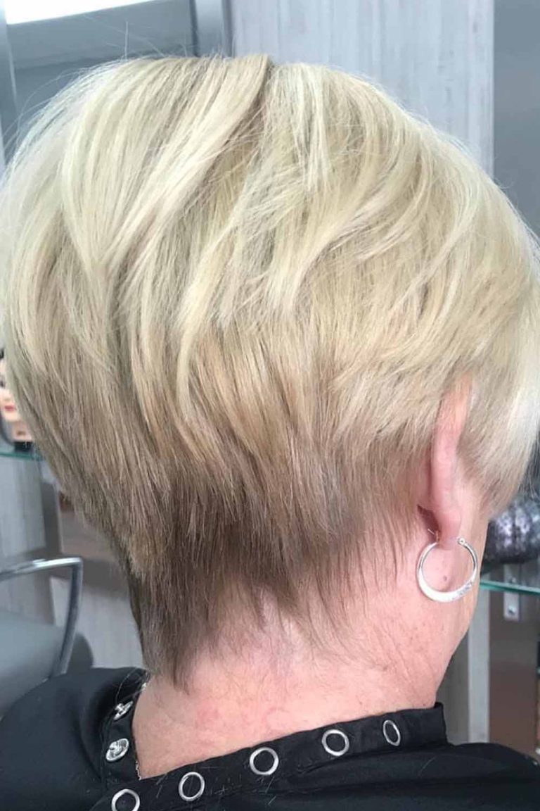 15 Chic Short Stacked Wedge Haircuts | HairAide