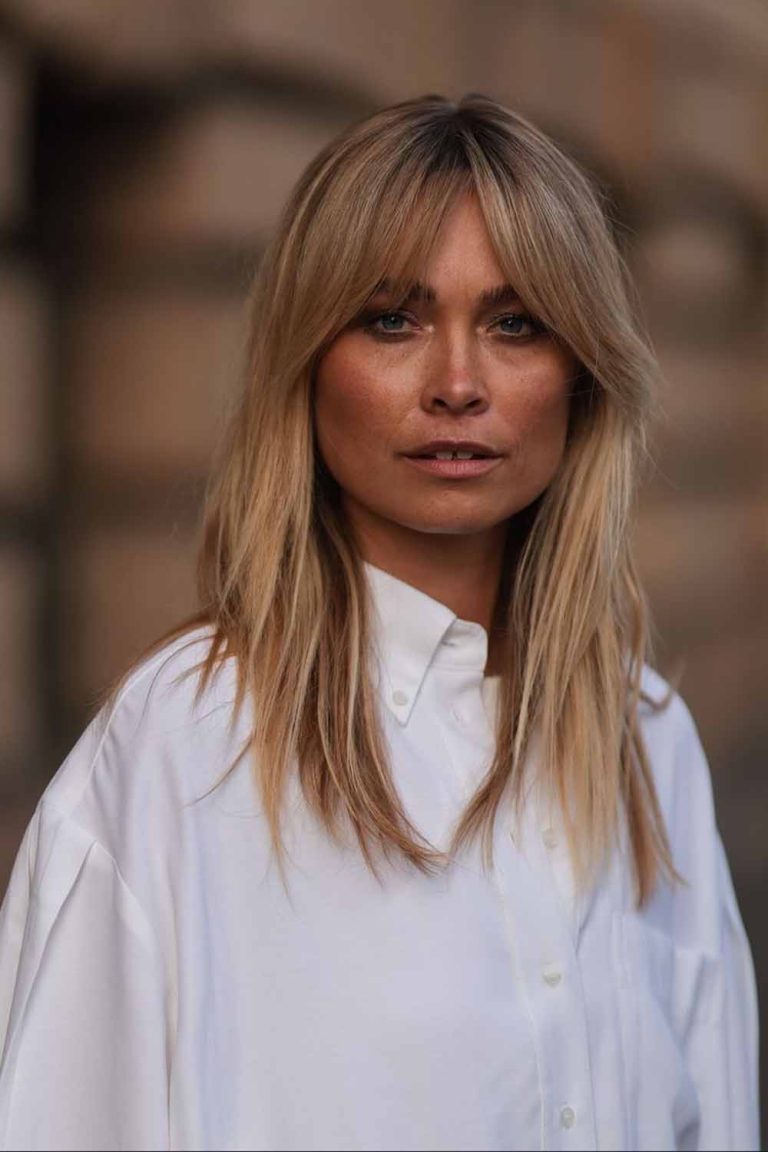 20 Stunning Haircuts With Curtain Bangs | HairAide