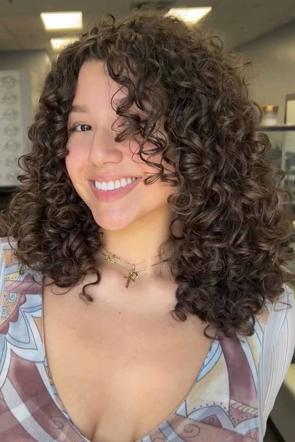 15 Chic Face Framing Curly Hair Ideas for Women | HairAide