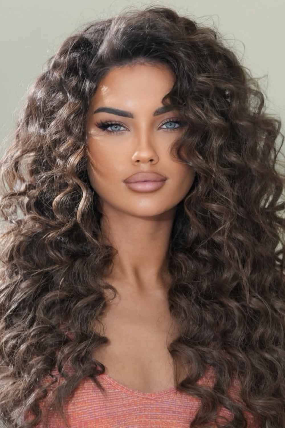 15 Chic Face Framing Curly Hair Ideas for Women | HairAide